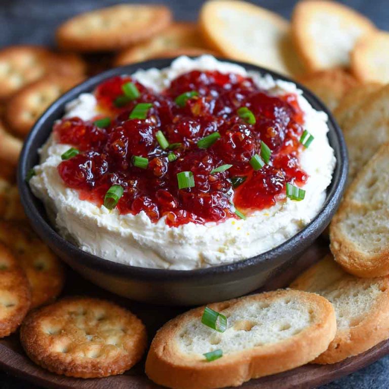 Quick Pepper Jelly Cream Cheese Appetizer Dip and Bites Recipe | Easy ...